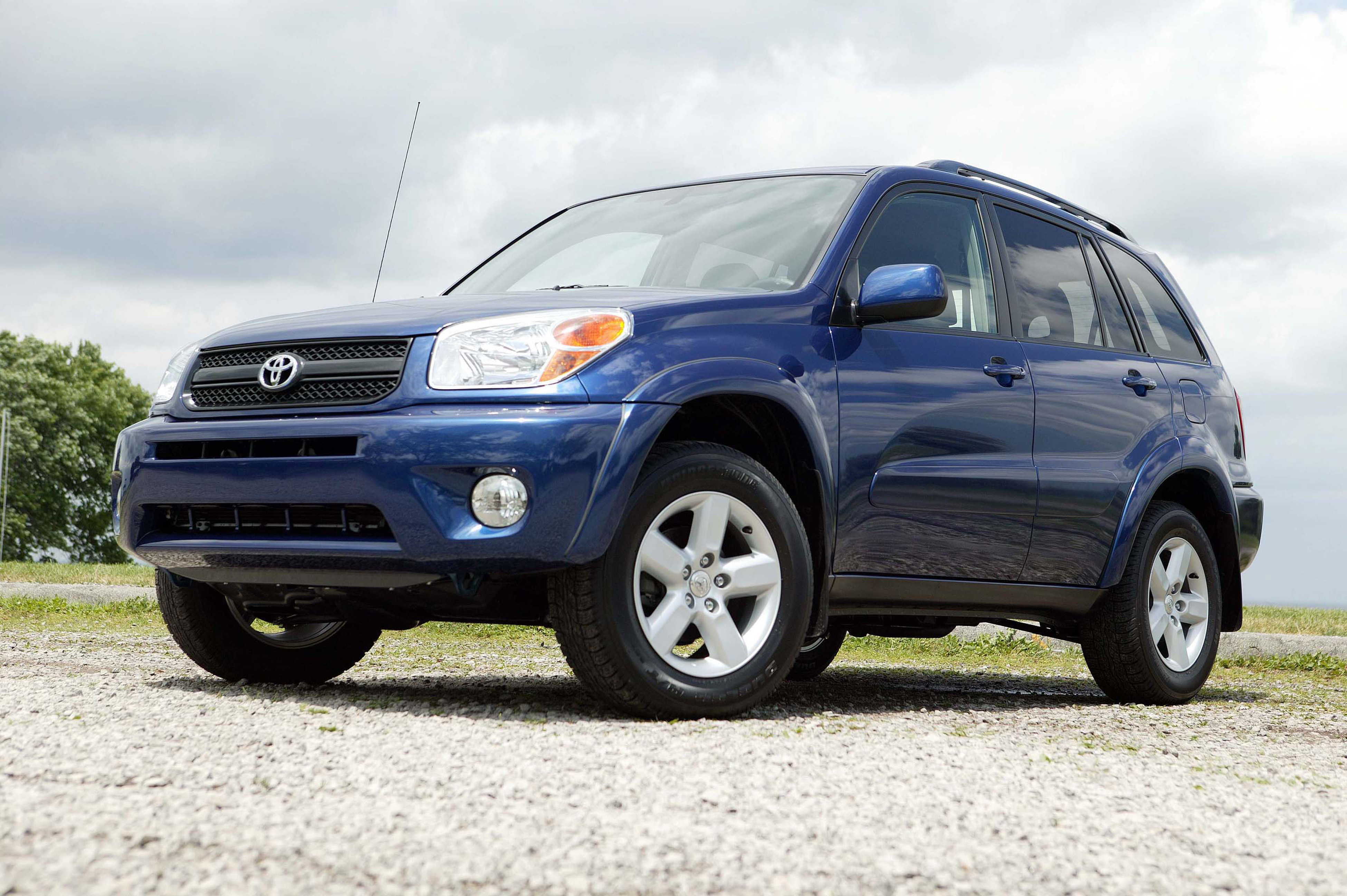 Ravrose 2004 2004 Salsa Red Pearl Toyota RAV4 #19076364 | GTCarLot.com